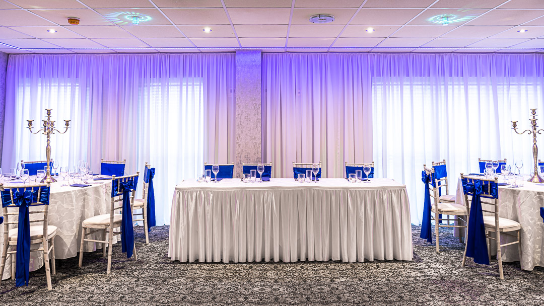 Victoria Hall - Crystals Of London - Events Planner - Restaurant Romanesc