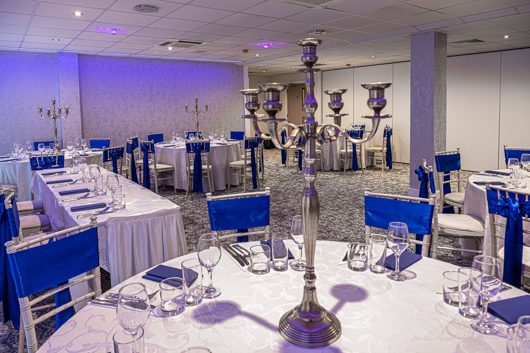 Victoria Hall - Crystals Of London - Events Planner - Restaurant Romanesc